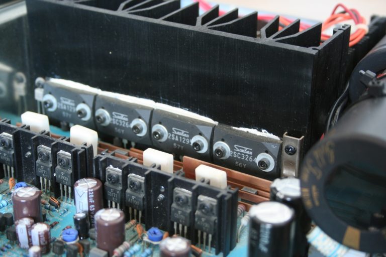 Nad C352_Re-cap_05 - SoundHeritage